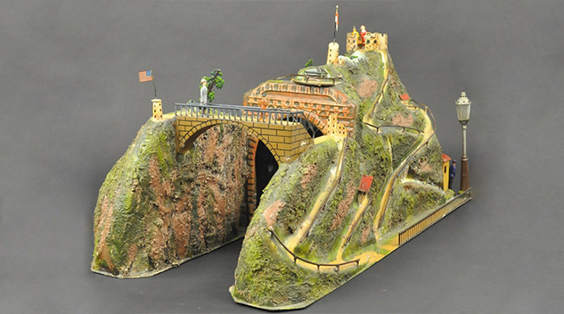 Marklin Mountain Tunnel Climbs To Top At Bertoia’s
