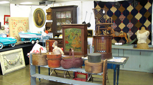 Springfield Antiques Show Draws New Record Crowds Each Day