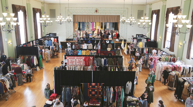 ‘Threadbare’ Show Is Anything But That - Antiques And The Arts Weekly