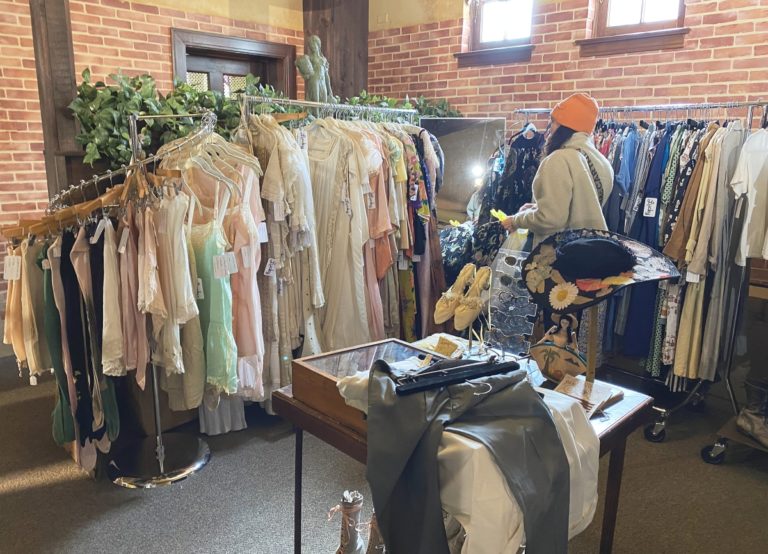 ‘Threadbare’ Show Is Anything But That - Antiques And The Arts Weekly