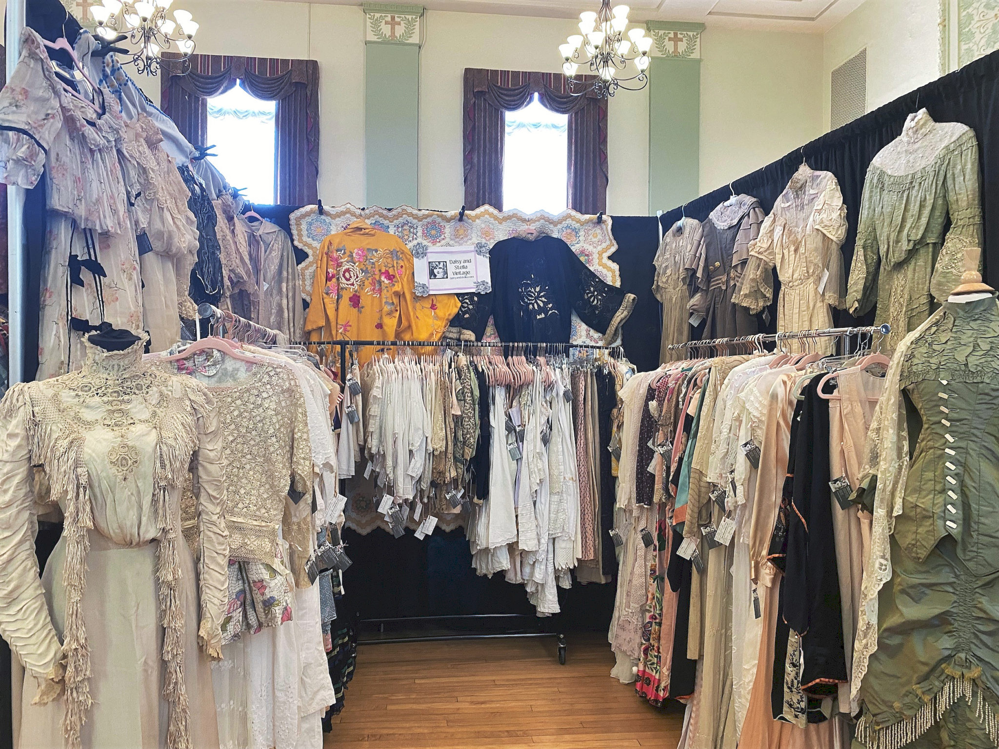 Q & A: Brooke Nault - Antiques And The Arts WeeklyAntiques And The Arts ...