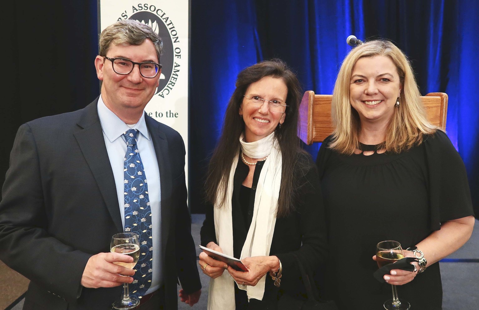 ADA Dealers Raise A Glass To The Chipstone Foundation - Antiques And The Arts WeeklyAntiques And ...