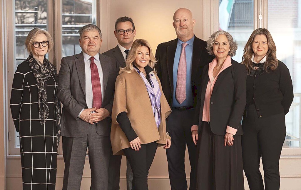 Hindman To Merge With Freeman’s - Antiques And The Arts Weekly