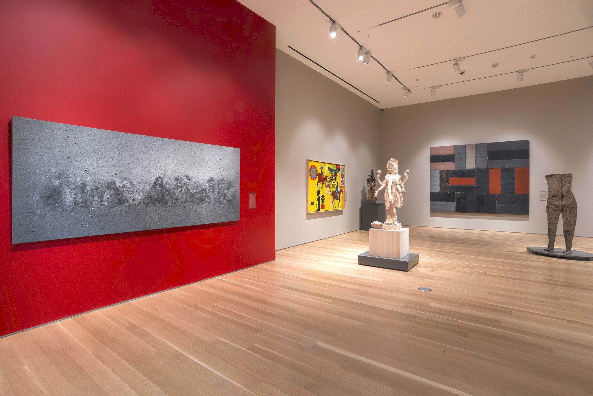 New Raclin Murphy Museum Redefines State Of The Art - Antiques And The ...