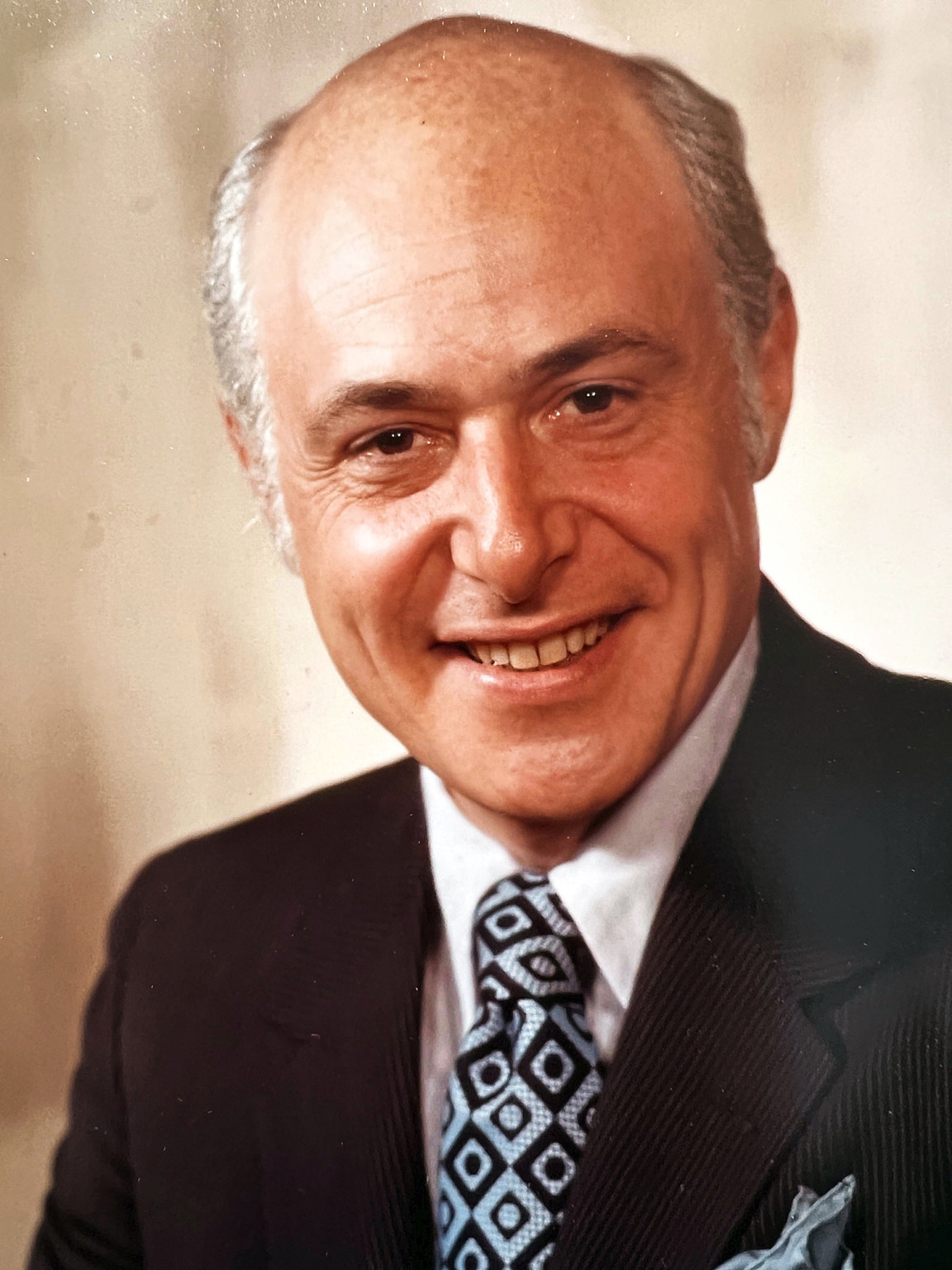 Richard Manney, 88, Ad Exec, Collector & Philanthropist - Antiques And ...