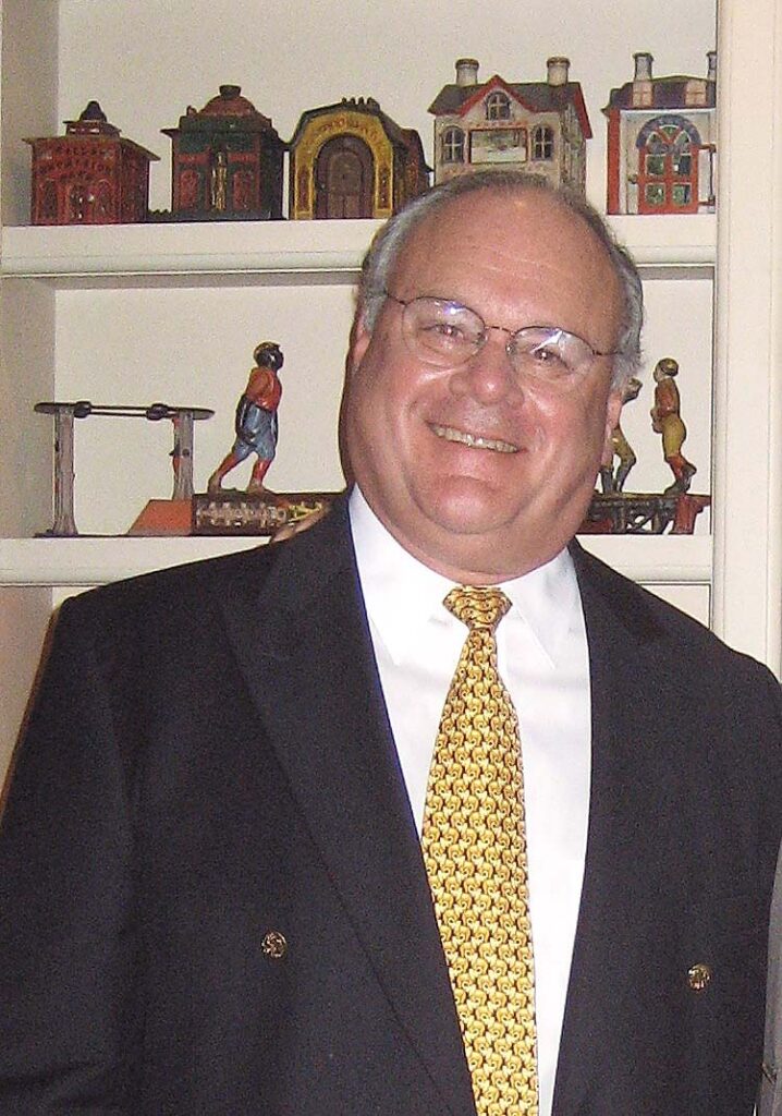 Dr Robert E. Booth, Americana Collector, 80 - Antiques And The Arts Weekly