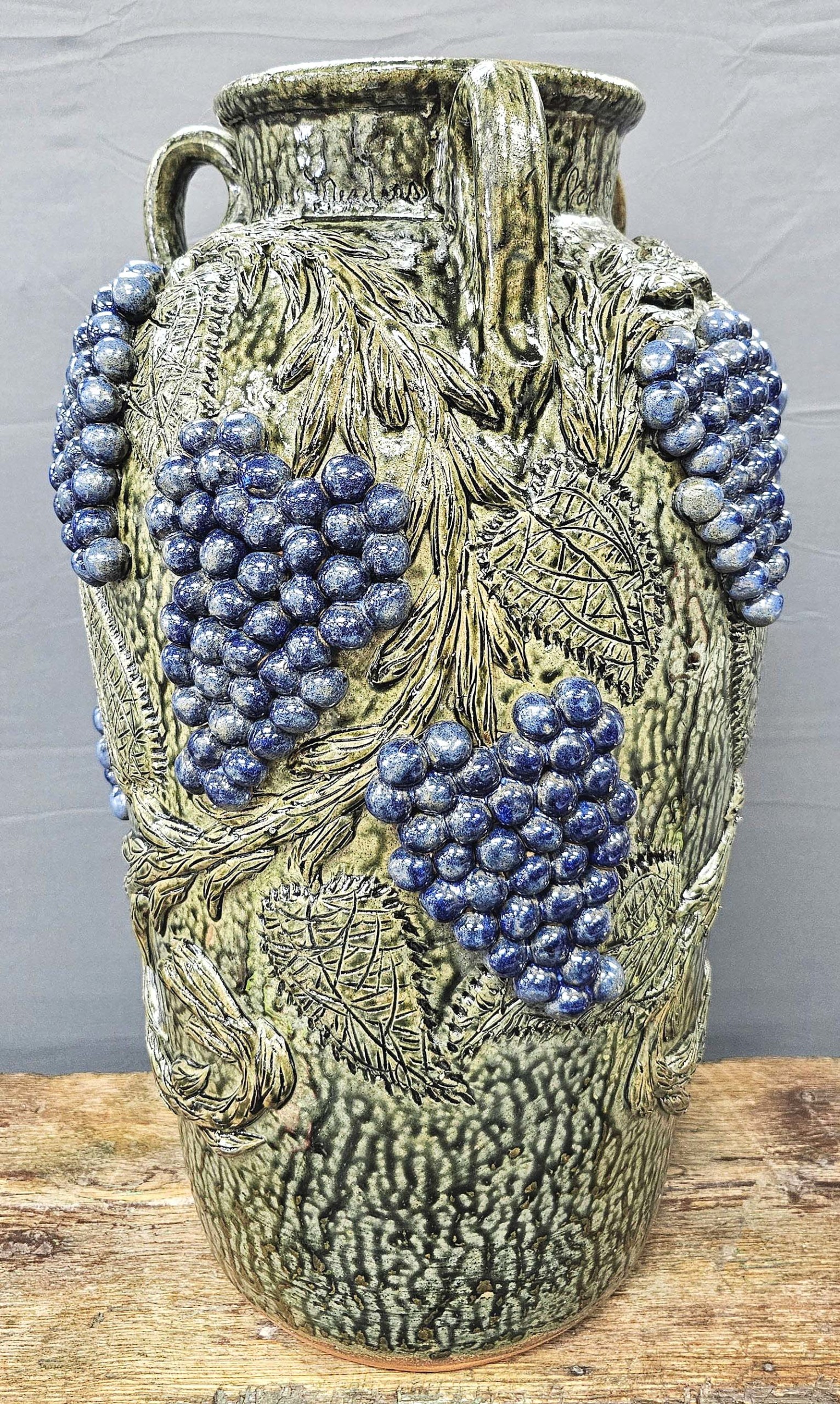Southern Pottery Is Sensational At Cagle - Antiques And The Arts Weekly